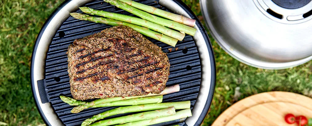 The Secrets To Grilling Perfect Steaks & Ribs With Your COBB Grill ...